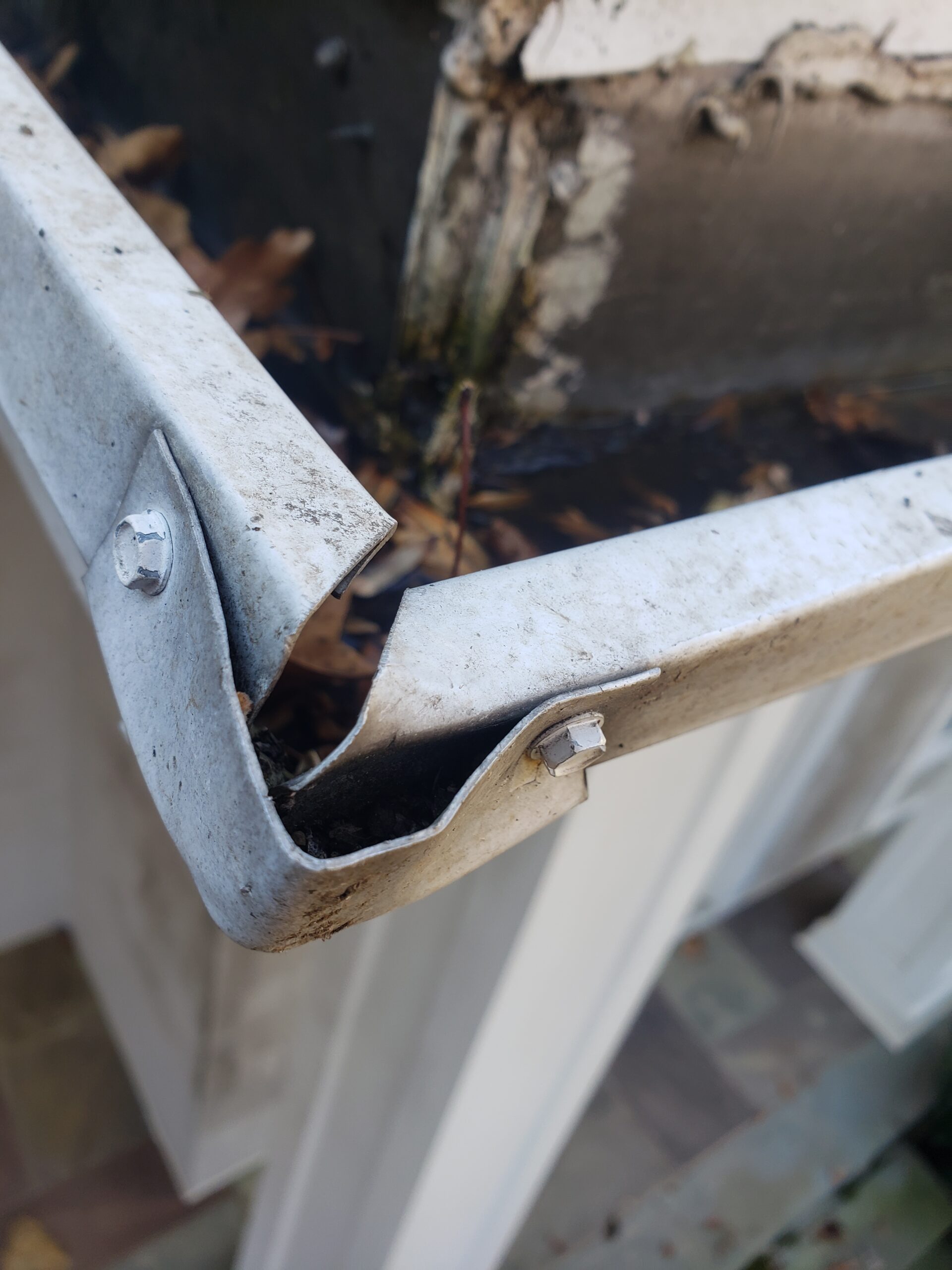Gutter Drip : Causes and Solutions - My Gutter Doctor