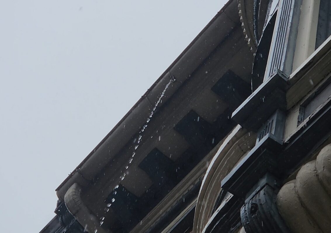 Gutter Corner Leaking : Why Miters Leak & How To Fix