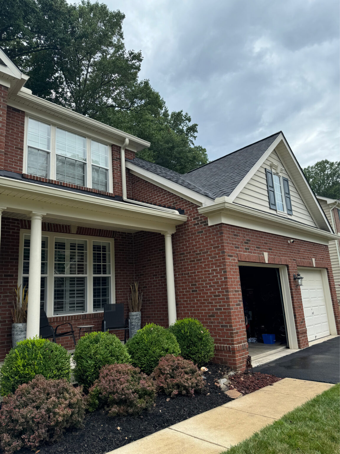 Almond Gutter Color Sample Photos - My Gutter Doctor